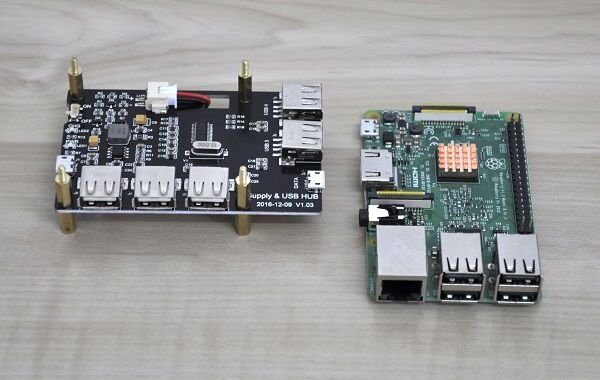 Raspberry Pi 3/4 Self Powered USB Hub